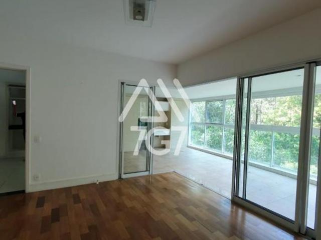 APARTAMENTO À VENDA EM CONDOMÍNIO CLUBE NO PANAMBY