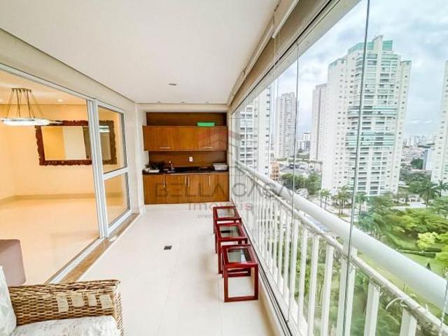 Apartamento à Venda em Condomínio Clube na Mooca 118m², 3 Quartos, 2 Vagas