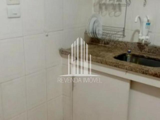 Apartamento à venda em condomínio no Jardim Paulista, São Paulo SP: 2 quartos, 1 banheiro, 74,00 m²