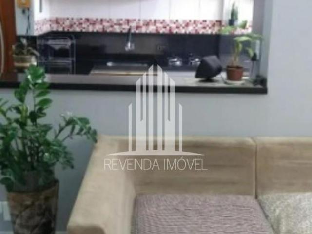 Apartamento à venda em condomínio na Ponte Rasa, São Paulo SP: 2 quartos, 1 banh