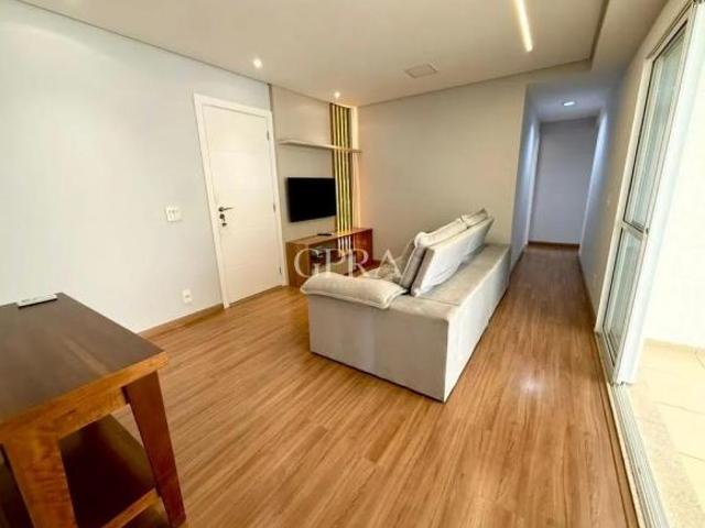 Apartamento à venda em Condomínio Royal Park
