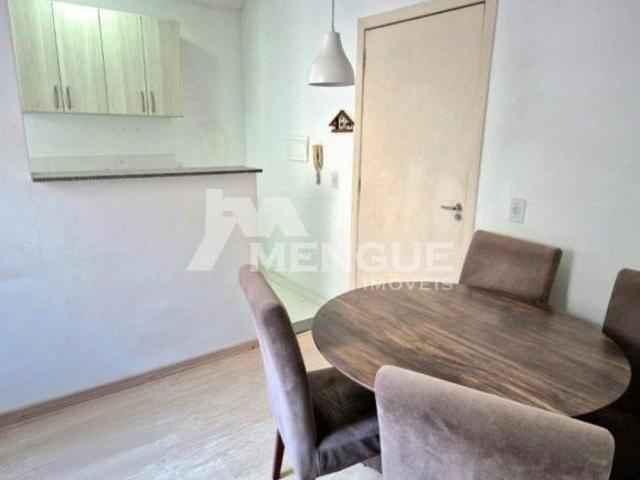 Apartamento à venda em Costa e Silva