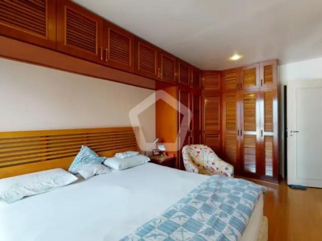 Apartamento à venda em Copacabana