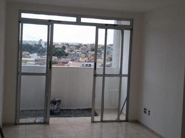 Apartamento à venda em Coqueiros