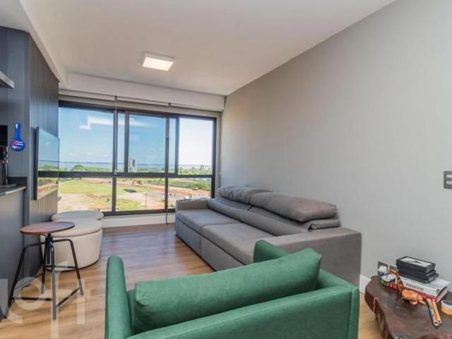 Apartamento à venda em Cristal com 100 m², 3 quartos, 1 suíte, 2 vagas
