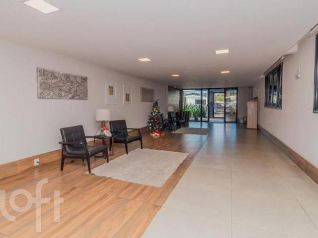 Apartamento à venda em Cristal com 100 m², 3 quartos, 1 suíte, 2 vagas