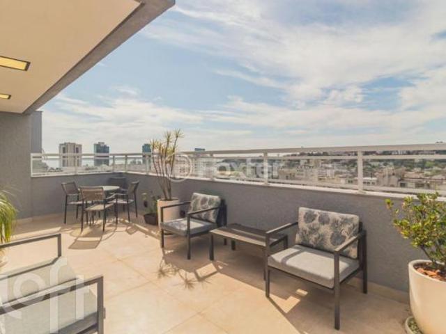 Apartamento à venda em Cristal com 207 m², 3 quartos, 1 suíte, 4 vagas
