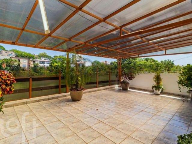 Apartamento à venda em Cristo Redentor com 209 m², 4 quartos, 2 vagas