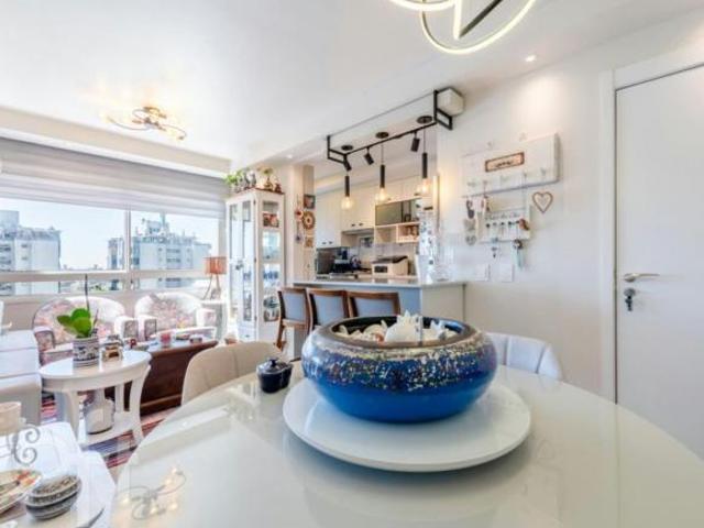 Apartamento à venda em Cristo Redentor com 67 m², 3 quartos, 1 suíte, 1 vaga