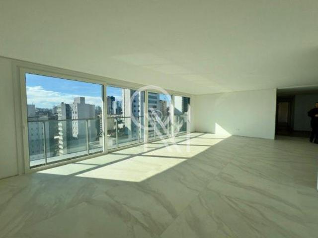 Apartamento à venda em Exposição