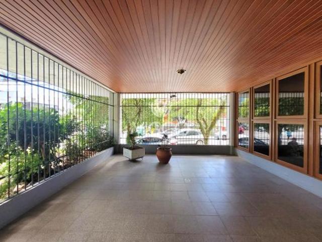 Apartamento à venda em Exposição