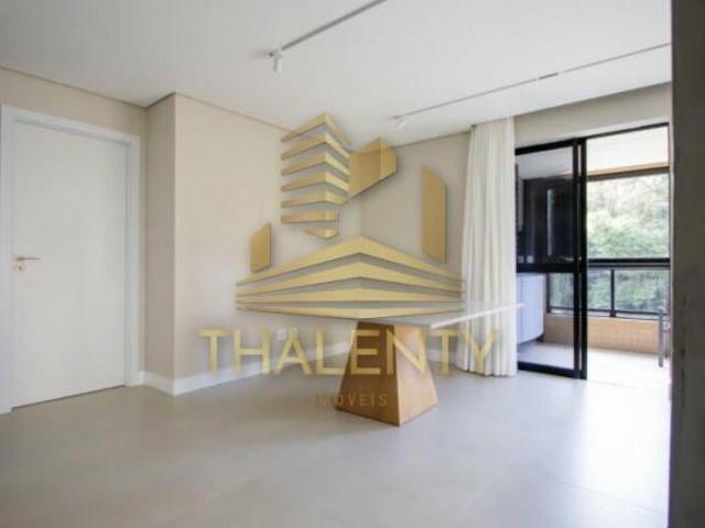 Apartamento à venda em Ecoville