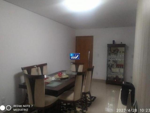 Apartamento à venda em Fernão Dias