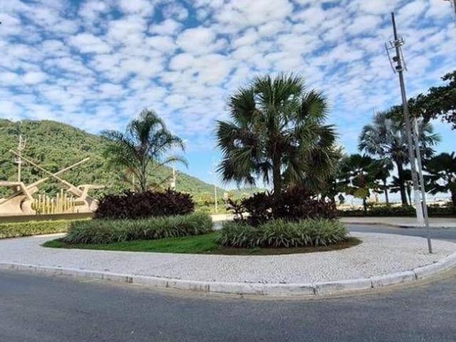Apartamento à Venda em Forte, Praia Grande SP