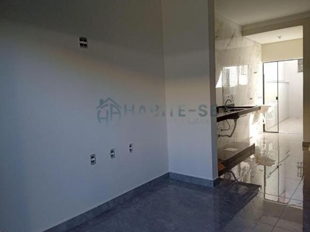 Apartamento à venda em Franca SP: 2 quartos, 1 suíte, sala, banheiro, 1 vaga, 66m² no Jardim Luiza!