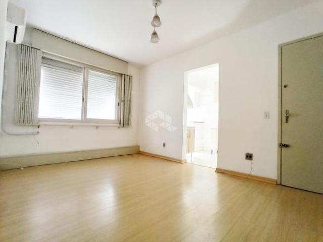 Apartamento à venda em frente ao Geraldo Santana