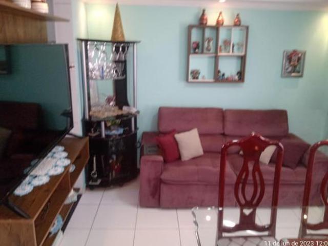 Apartamento à venda em Guaianases com 52 m², 2 quartos, 1 vaga