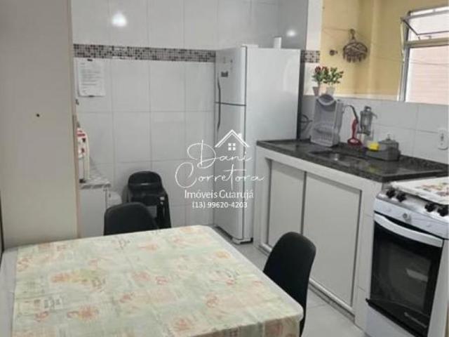 Apartamento à venda em Guarujá, localizado nas Asturias: 1 quarto, 1 banheiro, 1 vaga de garagem e 5