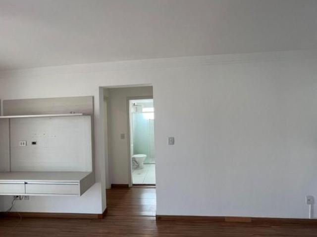 Apartamento à Venda em Guarulhos picanço com 2 Dormitórios e Suíte