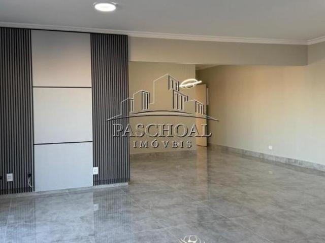 Apartamento à Venda em Guilhermina, Praia Grande SP