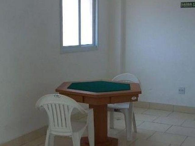 Apartamento à Venda em Guilhermina, Praia Grande SP