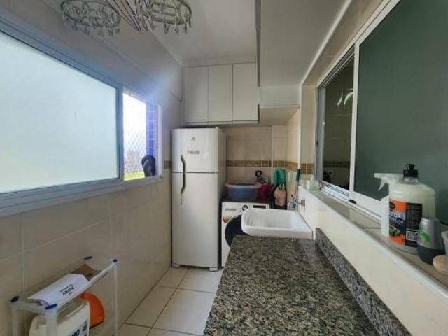 Apartamento à Venda em Guilhermina, Praia Grande SP