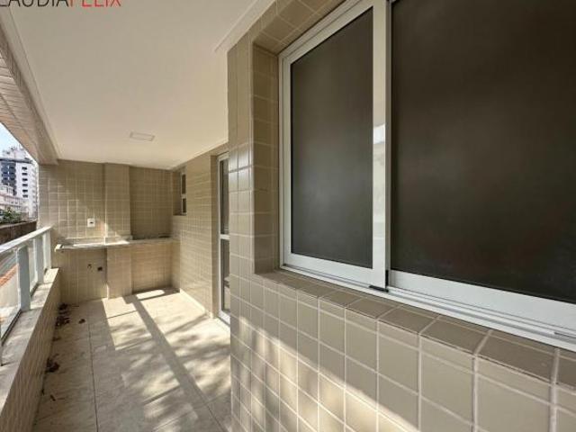 Apartamento à venda em Guilhermina, Praia Grande SP: 1 quarto, 1 sala, 1 banheiro, 1 vaga, 40,61 m²