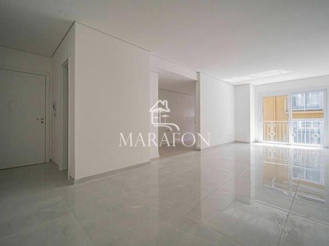 APARTAMENTO À VENDA EM GRAMADO COM DUAS SUÍTES!