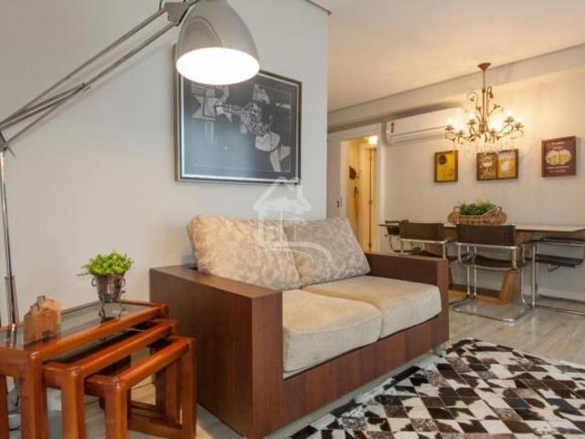 APARTAMENTO À VENDA EM GRAMADO COM DOIS DORMITÓRIOS!