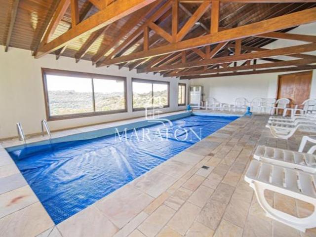 APARTAMENTO À VENDA EM GRAMADO COM DOIS DORMITÓRIOS!
