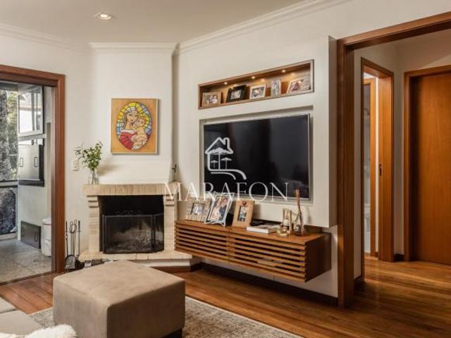 APARTAMENTO À VENDA EM GRAMADO COM DOIS DORMITÓRIOS!