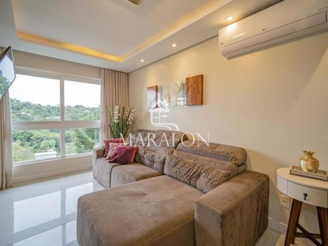 APARTAMENTO À VENDA EM GRAMADO COM TRÊS SUÍTES!