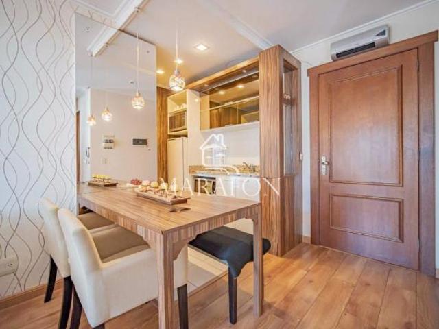 APARTAMENTO À VENDA EM GRAMADO COM UM DORMITÓRIO!