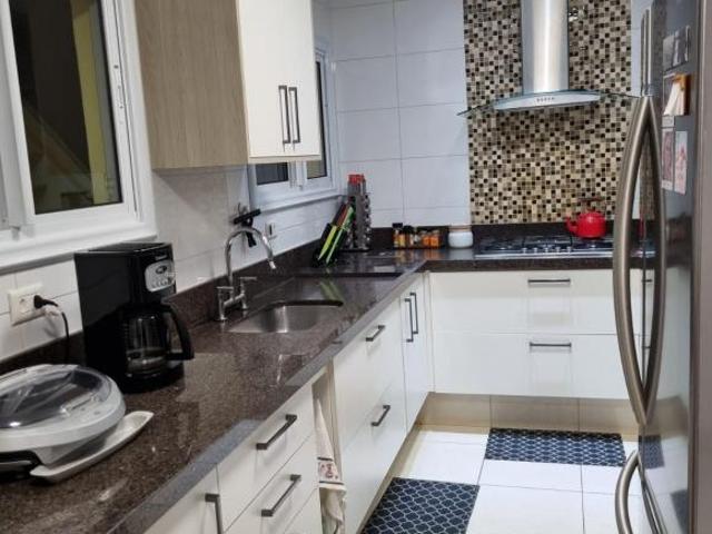 Apartamento à venda em Granja Viana com 293 m², 3 quartos, 4 vagas