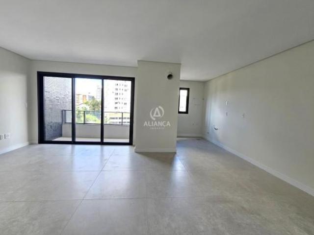 Apartamento à venda em Humaitá