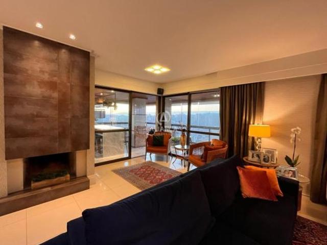 Apartamento à venda em Humaitá