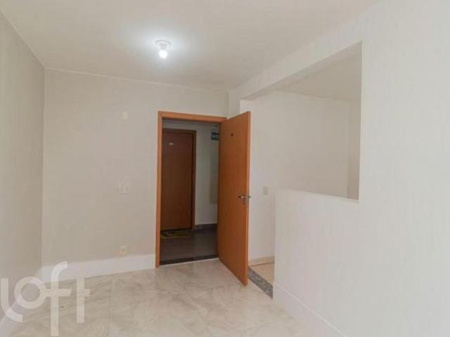 Apartamento à venda em Humaitá com 45 m², 2 quartos, 1 vaga