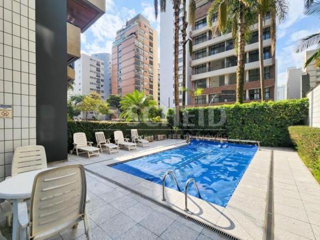 Apartamento á venda em Higienópolis 245m² 4 Dormitórios 3 Suítes 3 Vagas
