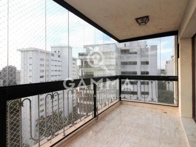 Apartamento a venda em Higienopolis 3 suíte, 3 vagas, varanda e piscina!