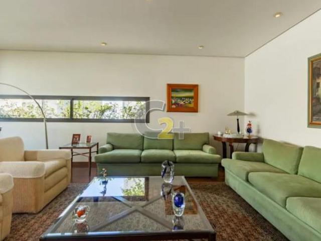 Apartamento à venda em Higienópolis com 3 quartos, 2 suítes e 3 vagas