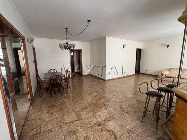Apartamento à venda em Higienópolis com 183m², 3 suítes e 2 vagas, ao lado do Shopping Higienópolis