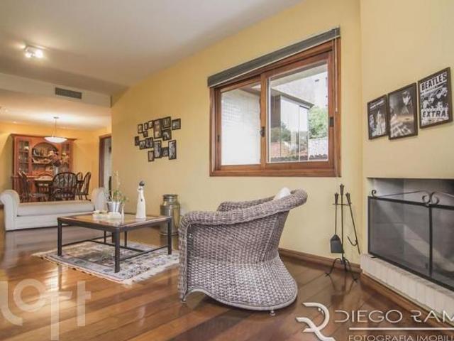 Apartamento à venda em Higienópolis com 209 m², 3 quartos, 1 suíte, 1 vaga