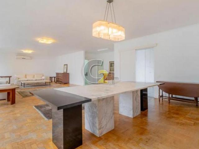 Apartamento à venda em Higienópolis com 4 quartos, sendo 1 suíte e 2 vagas