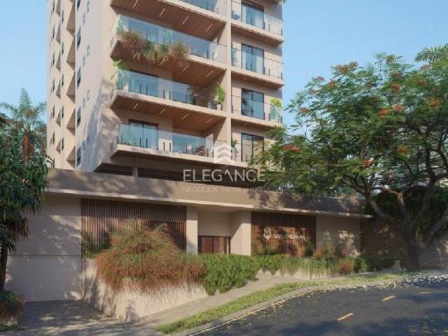 Apartamento à venda em Higienópolis, Porto Alegre RS: 2 Quartos, 1 Suíte, 2 Banheiros, 1 Vaga de Gar