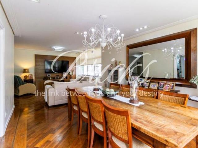 APARTAMENTO A VENDA EM HIGIENÓPOLIS REFORMADO