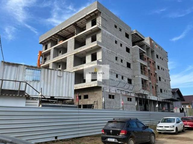 Apartamento à venda em Itaguá