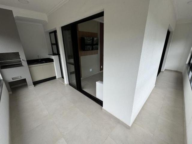 Apartamento à venda em Itaguá