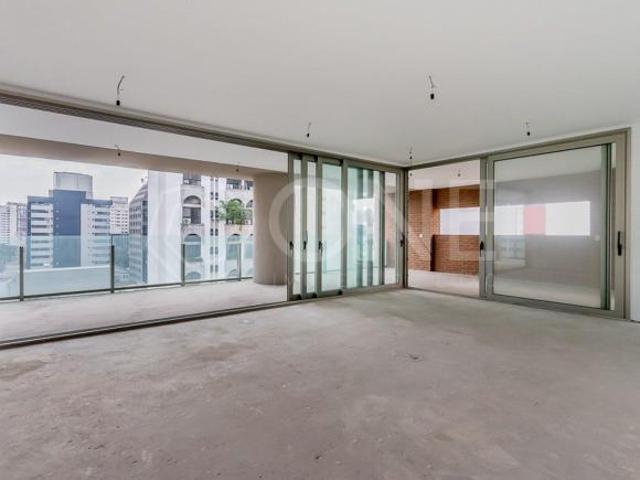 Apartamento à venda em Itaim Bibi