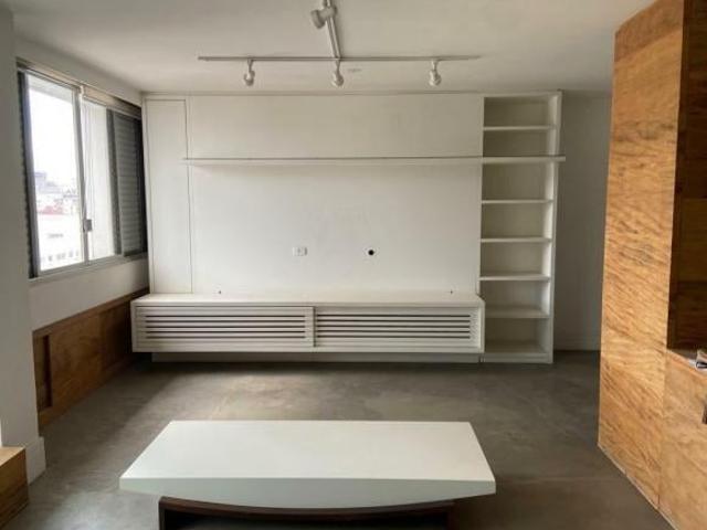 Apartamento à venda em Itaim Bibi, com 131m², 2 quartos e 1 vaga na garagem
