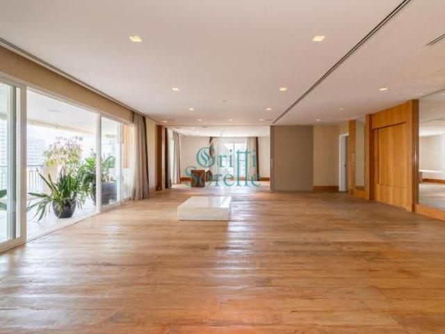 Apartamento à Venda em Itaim Bibi São Paulo/SP